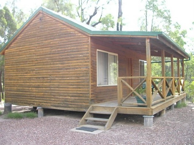 Columboola Country Caravan Park (CP) - Full Range Camping Directory