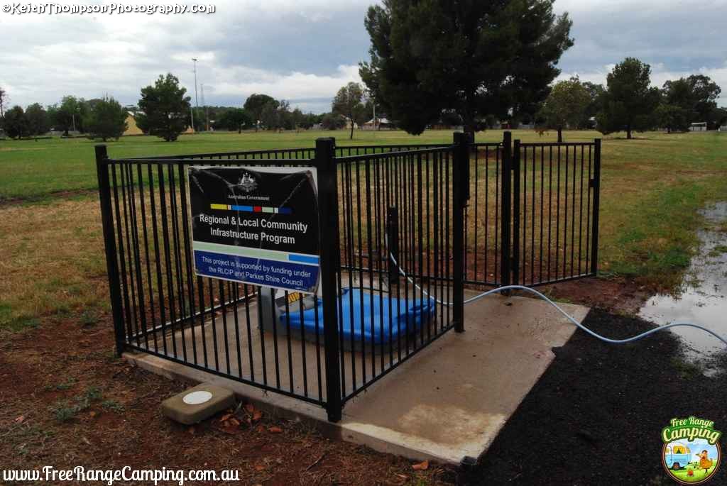 Peak Hill Dump Point (DP) - Full Range Camping Directory